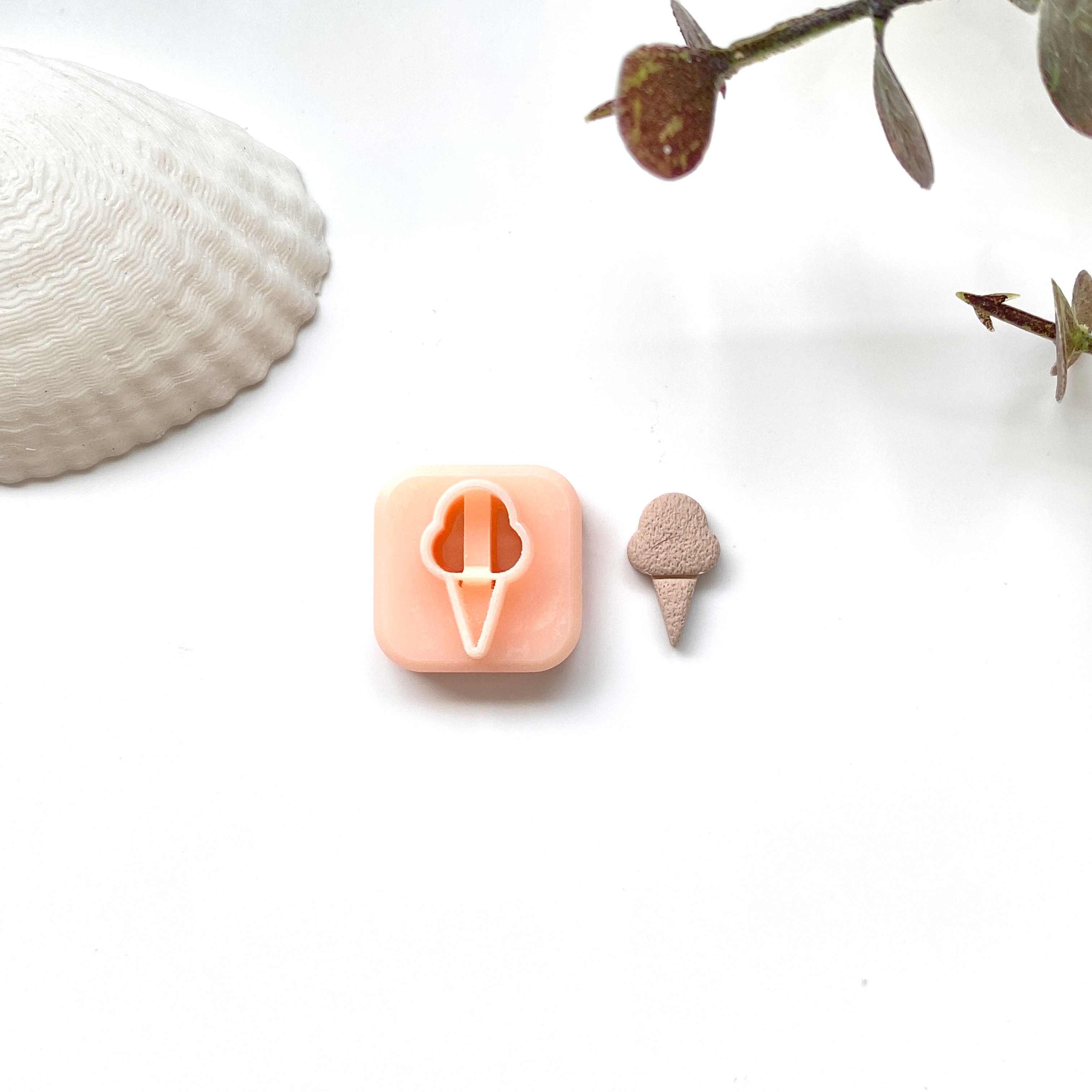 Ice Cream Stud – Cutterglobe