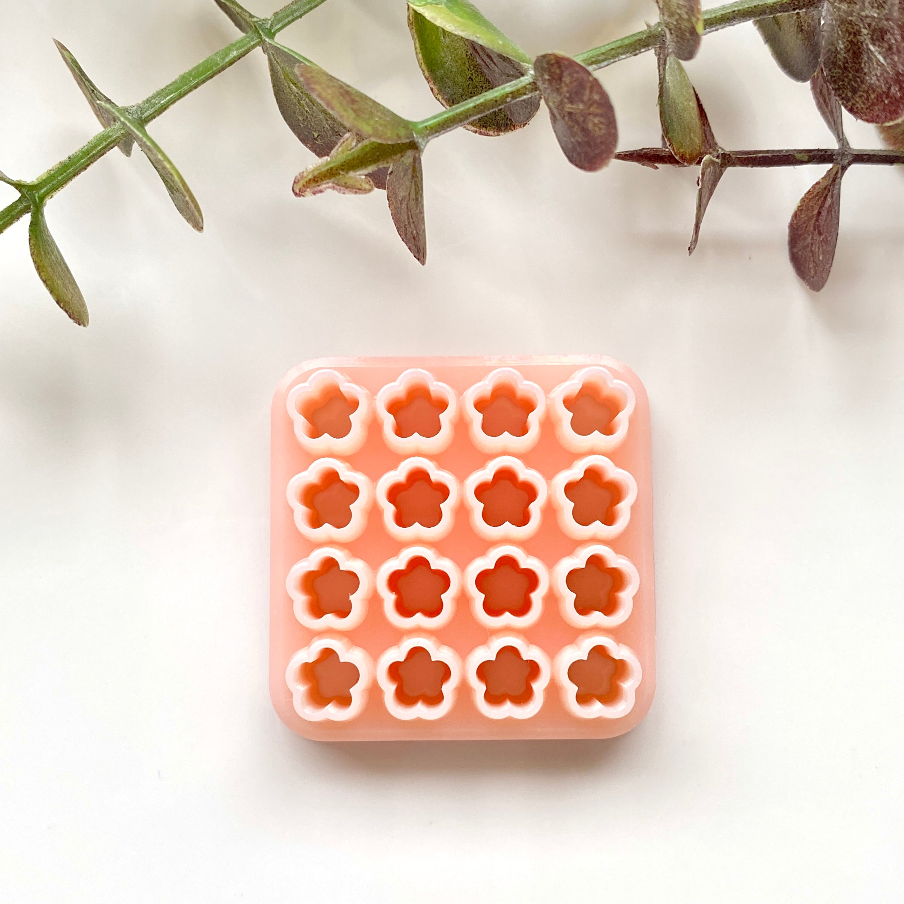 Flower B Micro Cluster – Cutterglobe