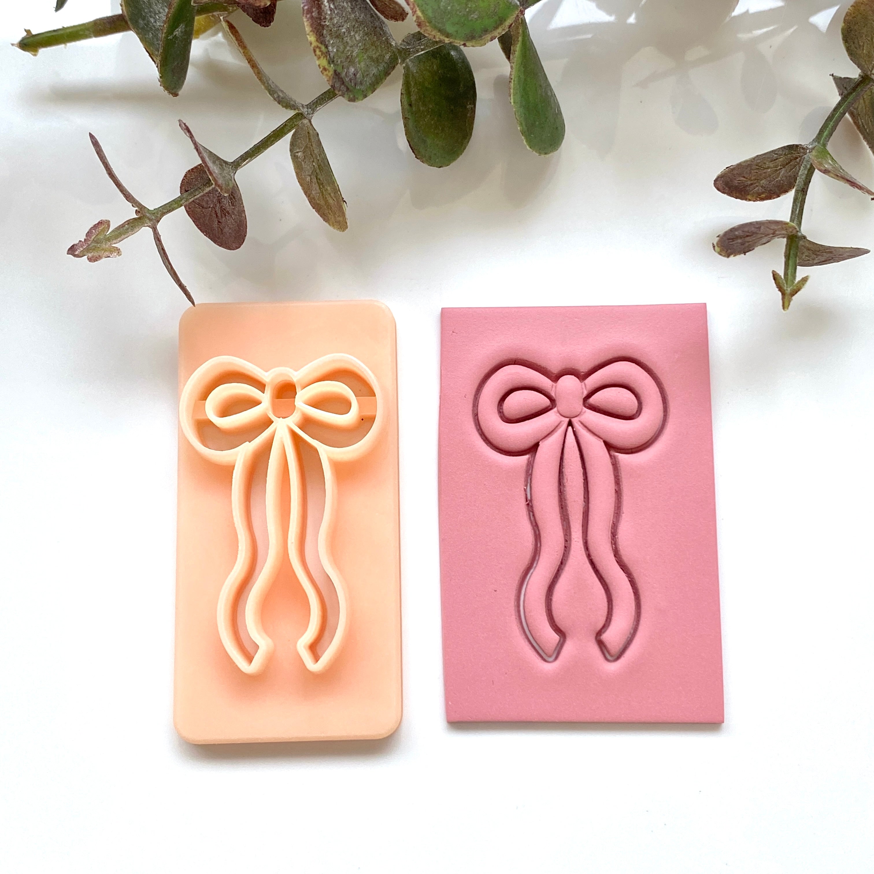 Long Thin Bow – Cutterglobe