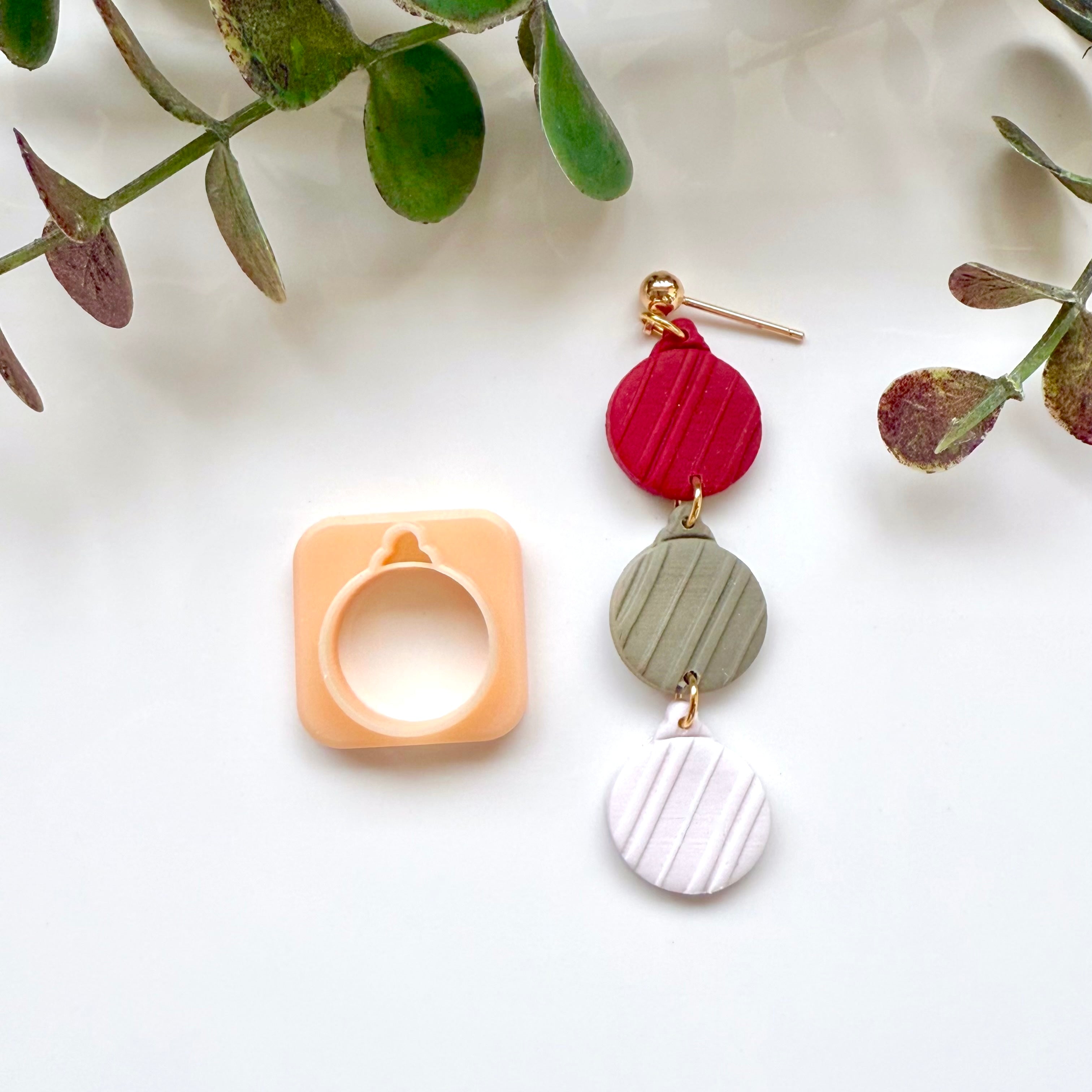 Ornament B Stud – Cutterglobe