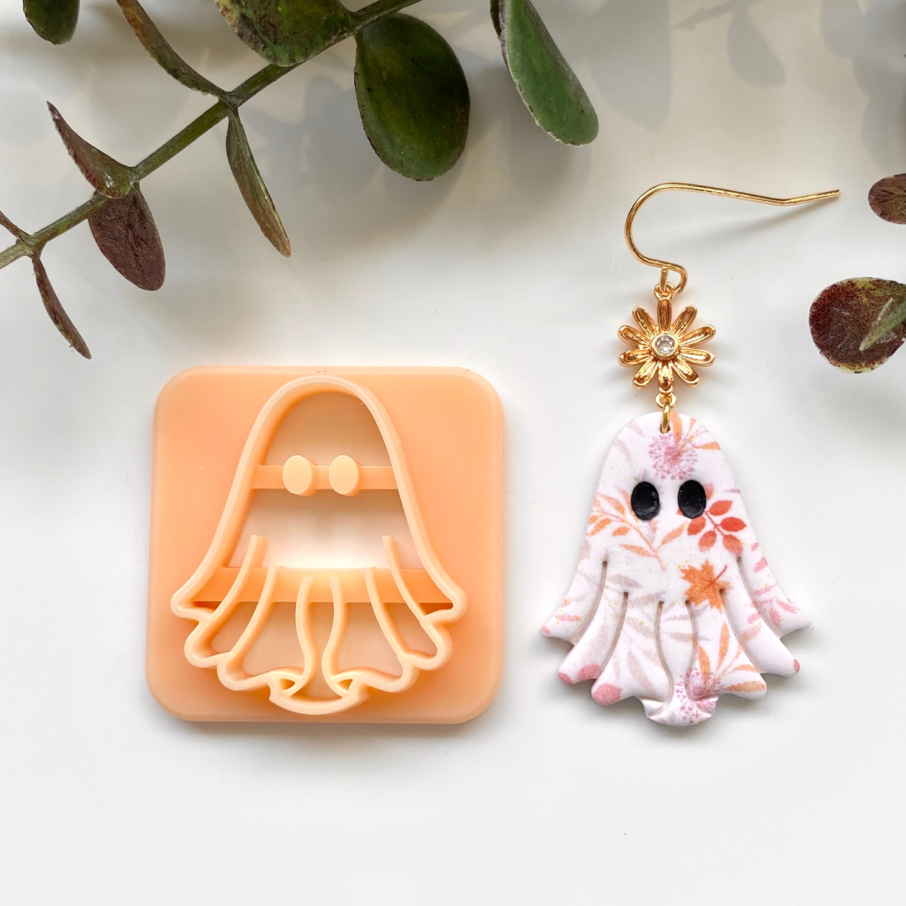 Flowy Ghost – Cutterglobe