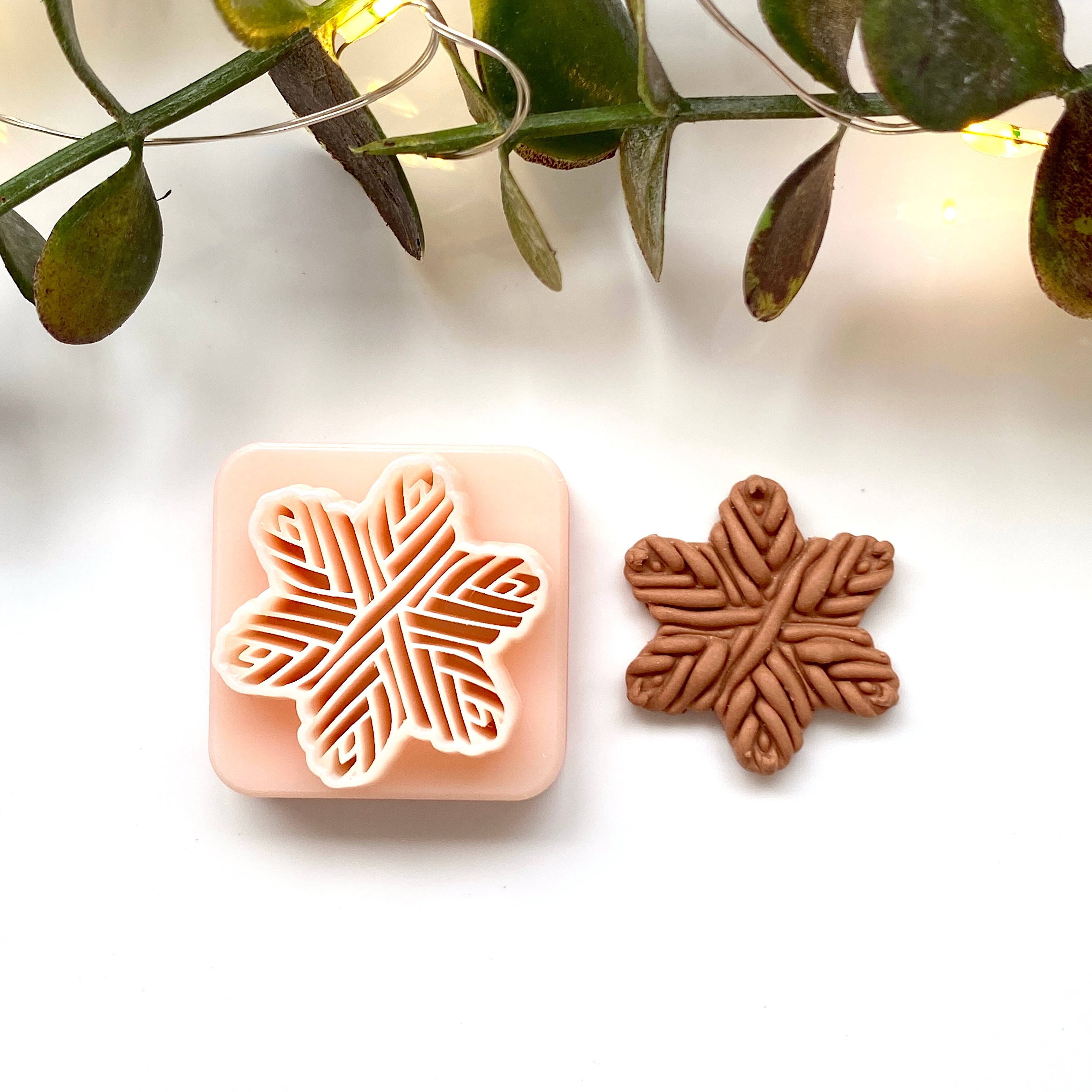 Little Snowflake Rattan – Cutterglobe