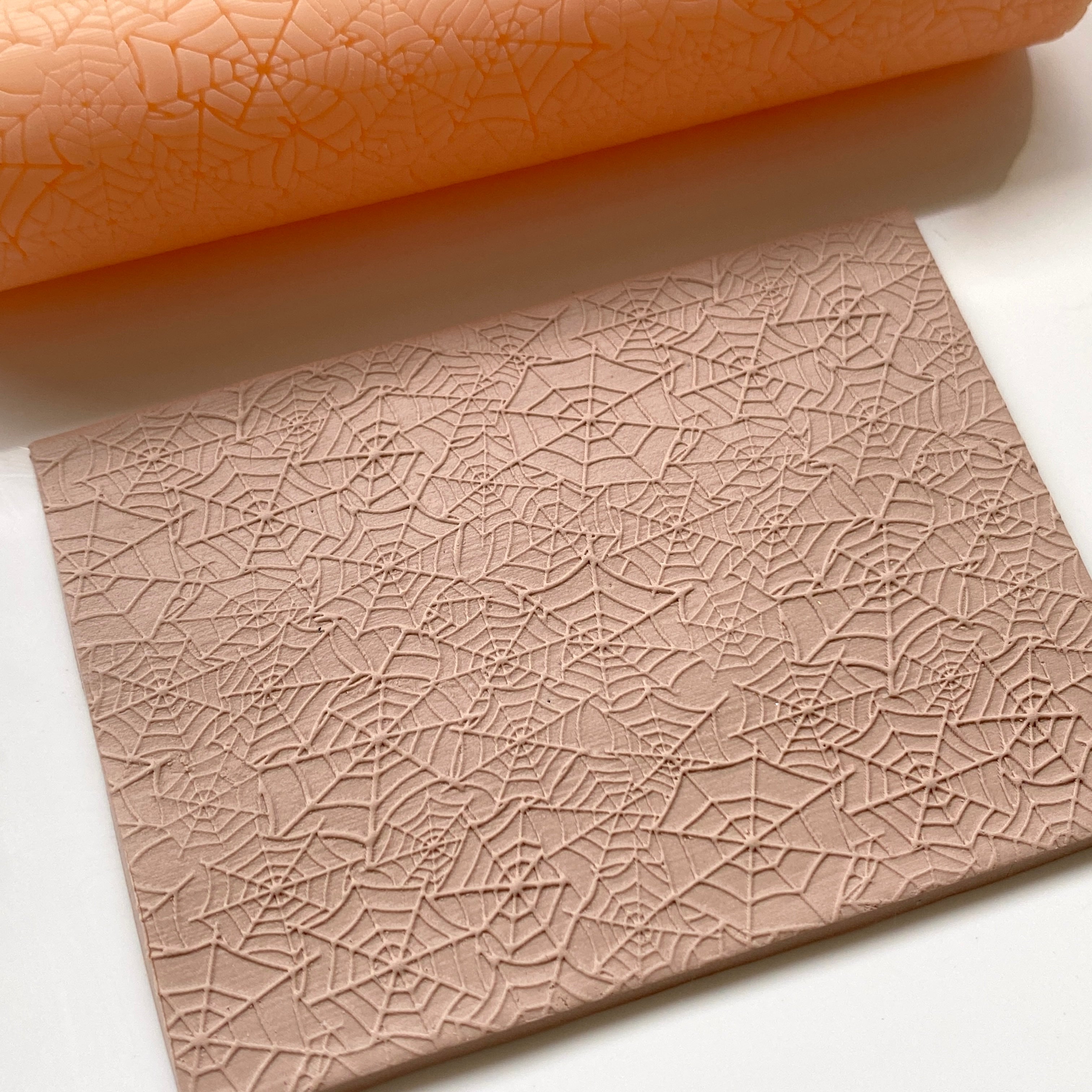 Overlapping Webs Texture Roller – Cutterglobe