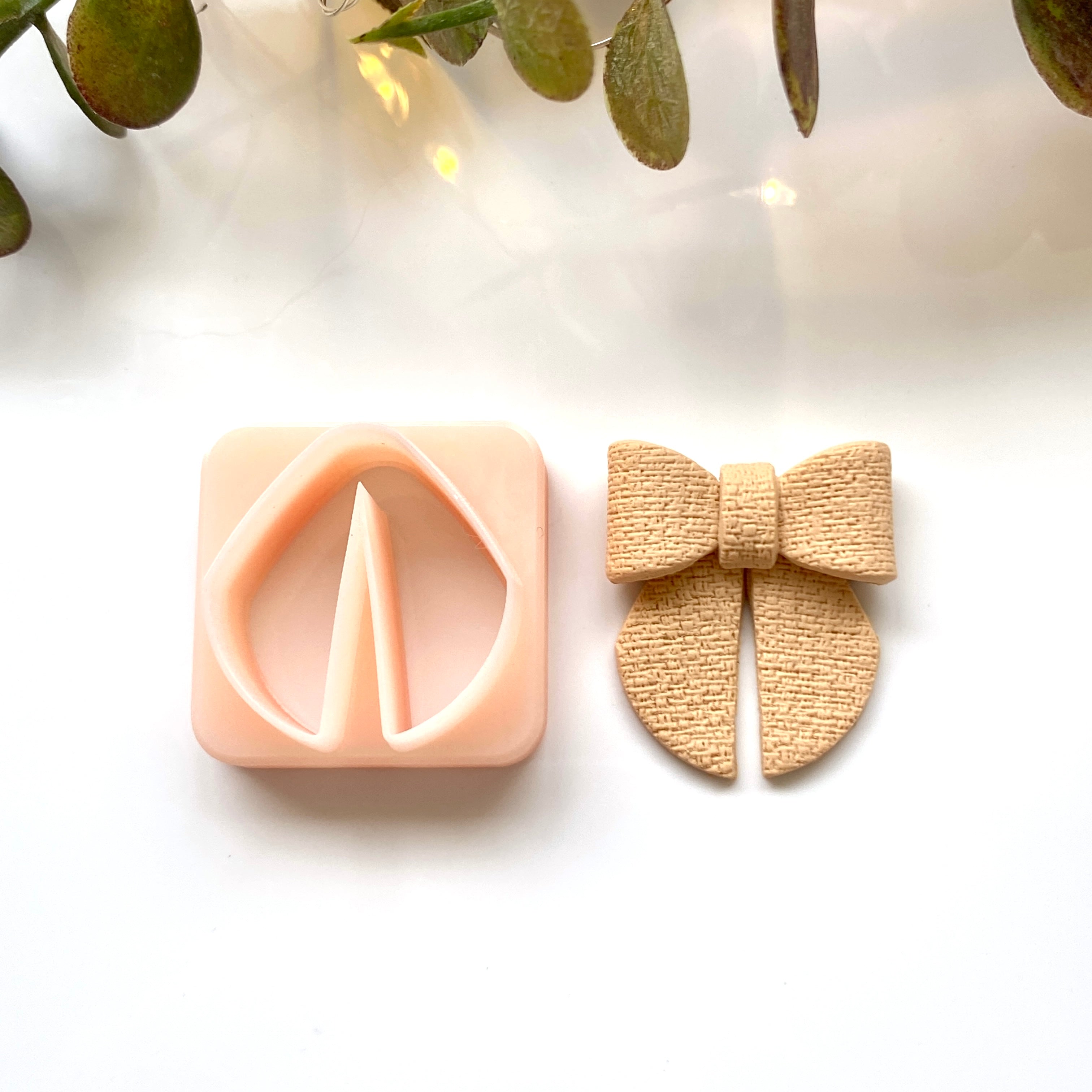 3D Short Curve Bow – Cutterglobe