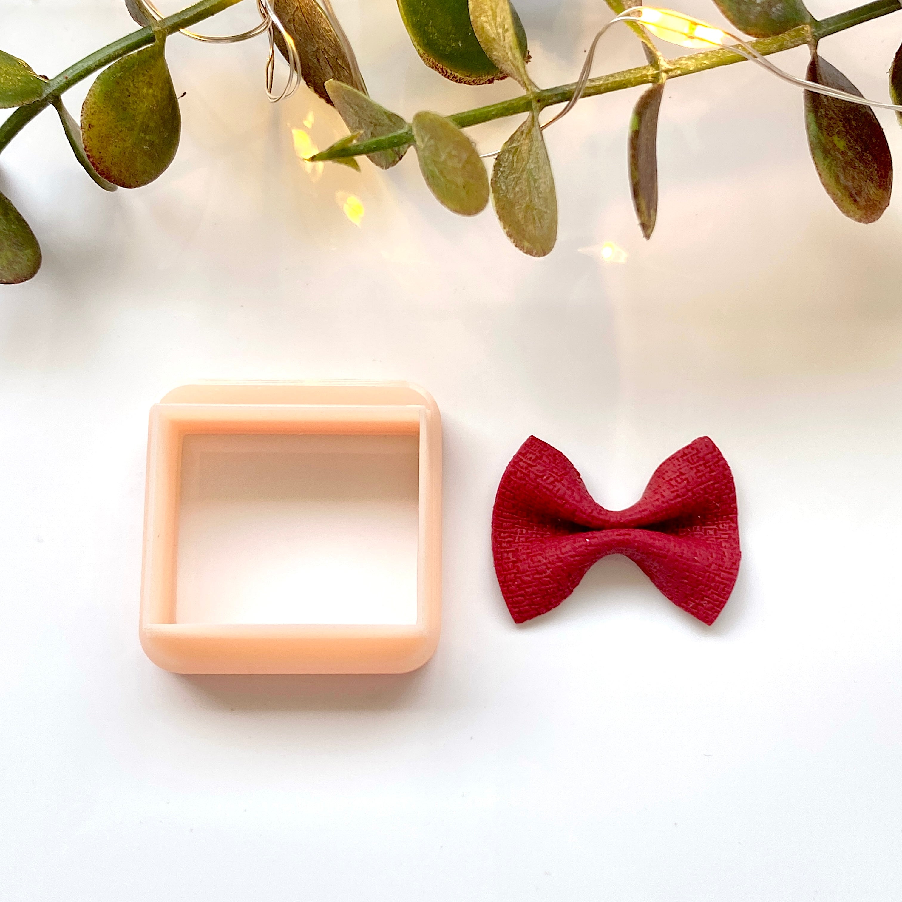 Little Crease Bow – Cutterglobe