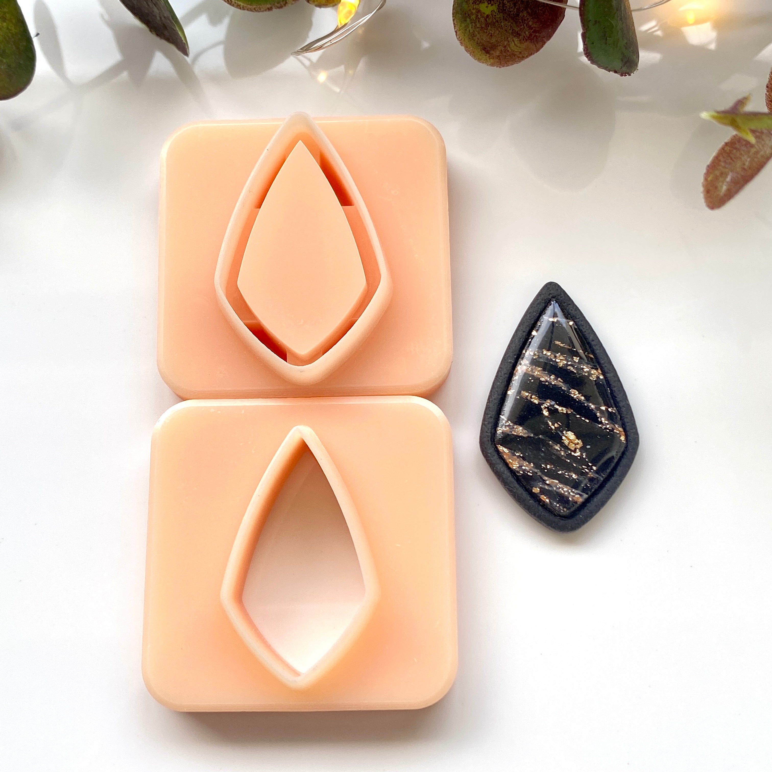 Poofy Long Diamond Embedded Set – Cutterglobe