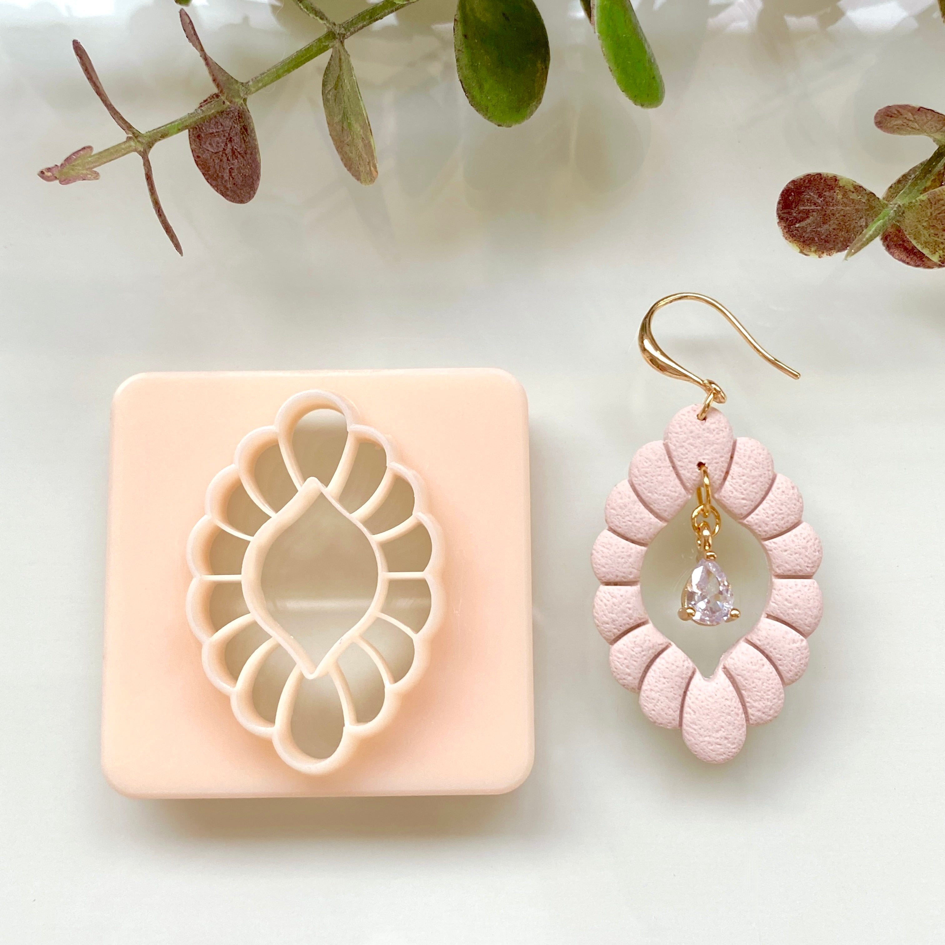 Scallop Diamond Donut – Cutterglobe