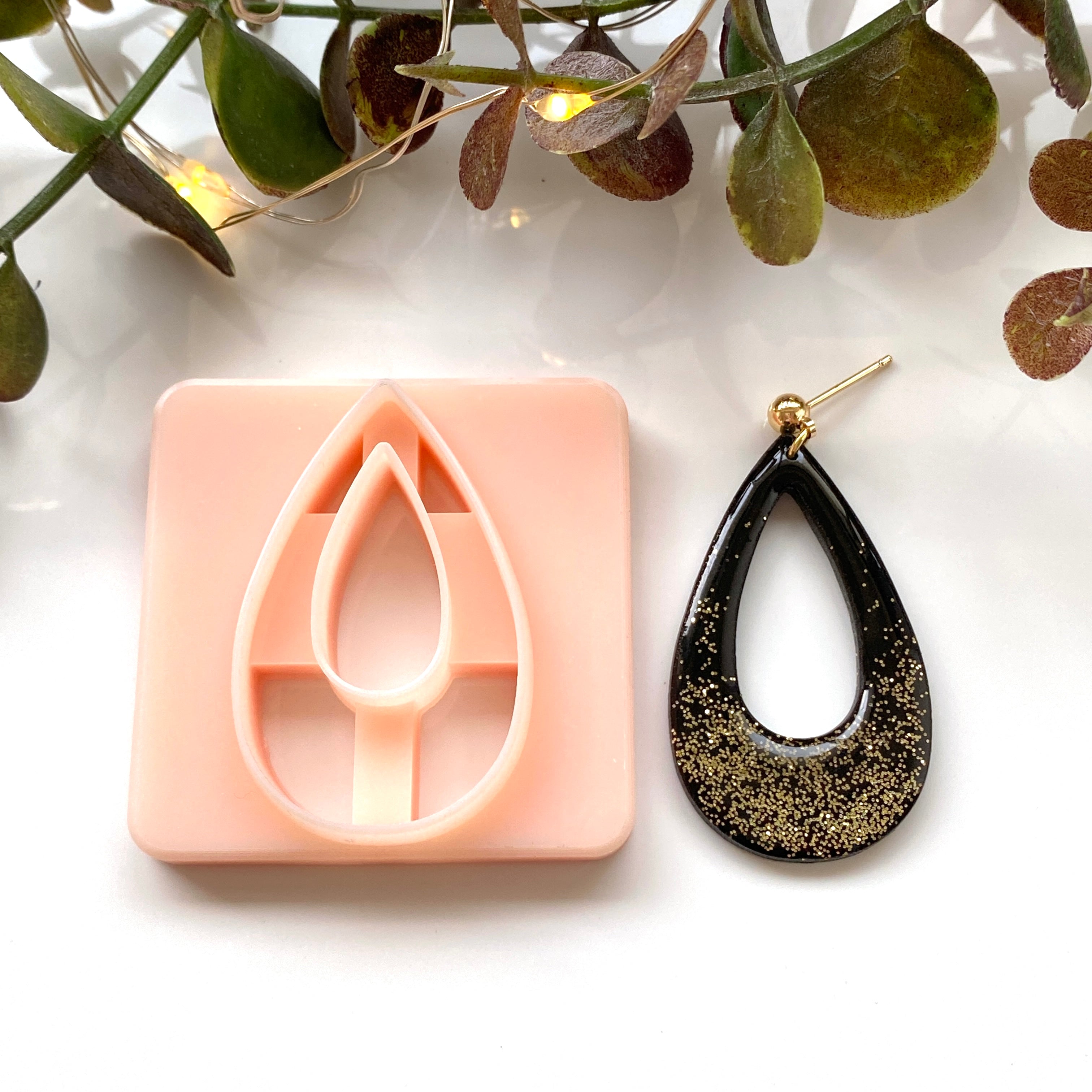 Asymm Droplet Donut – Cutterglobe