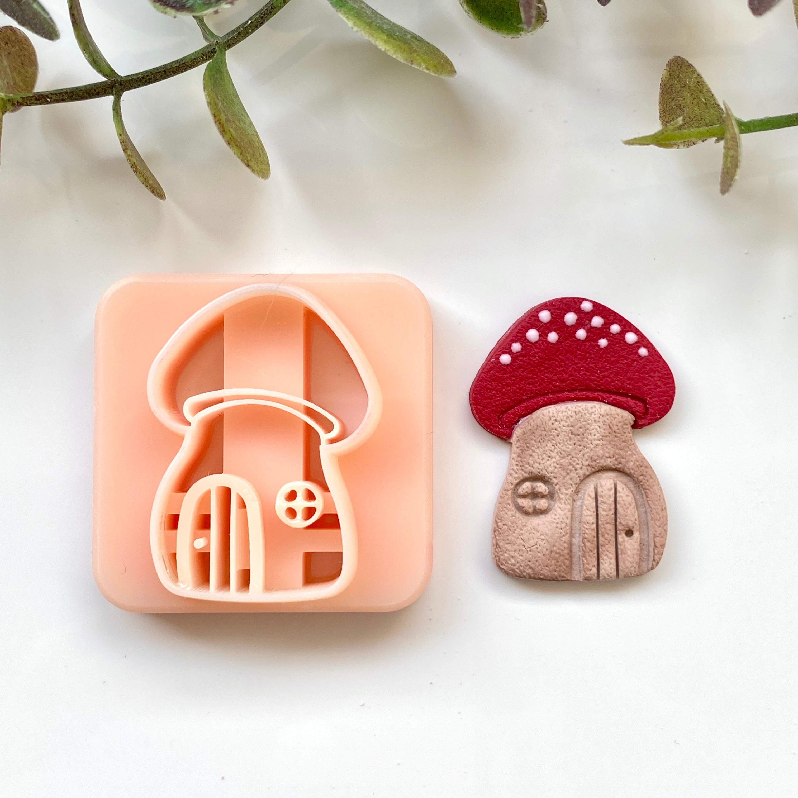 Mushroom House – Cutterglobe