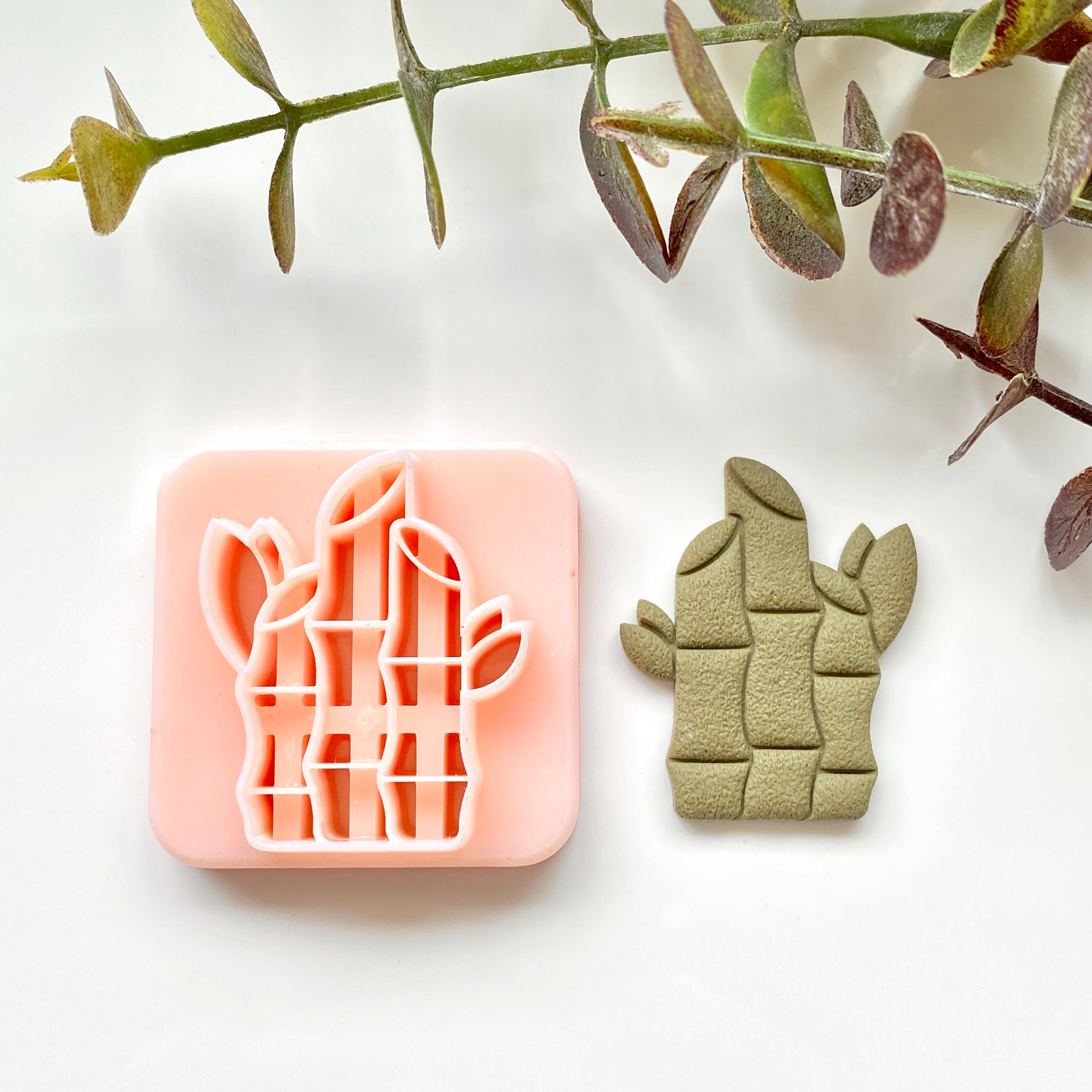 Three Bamboos – Cutterglobe