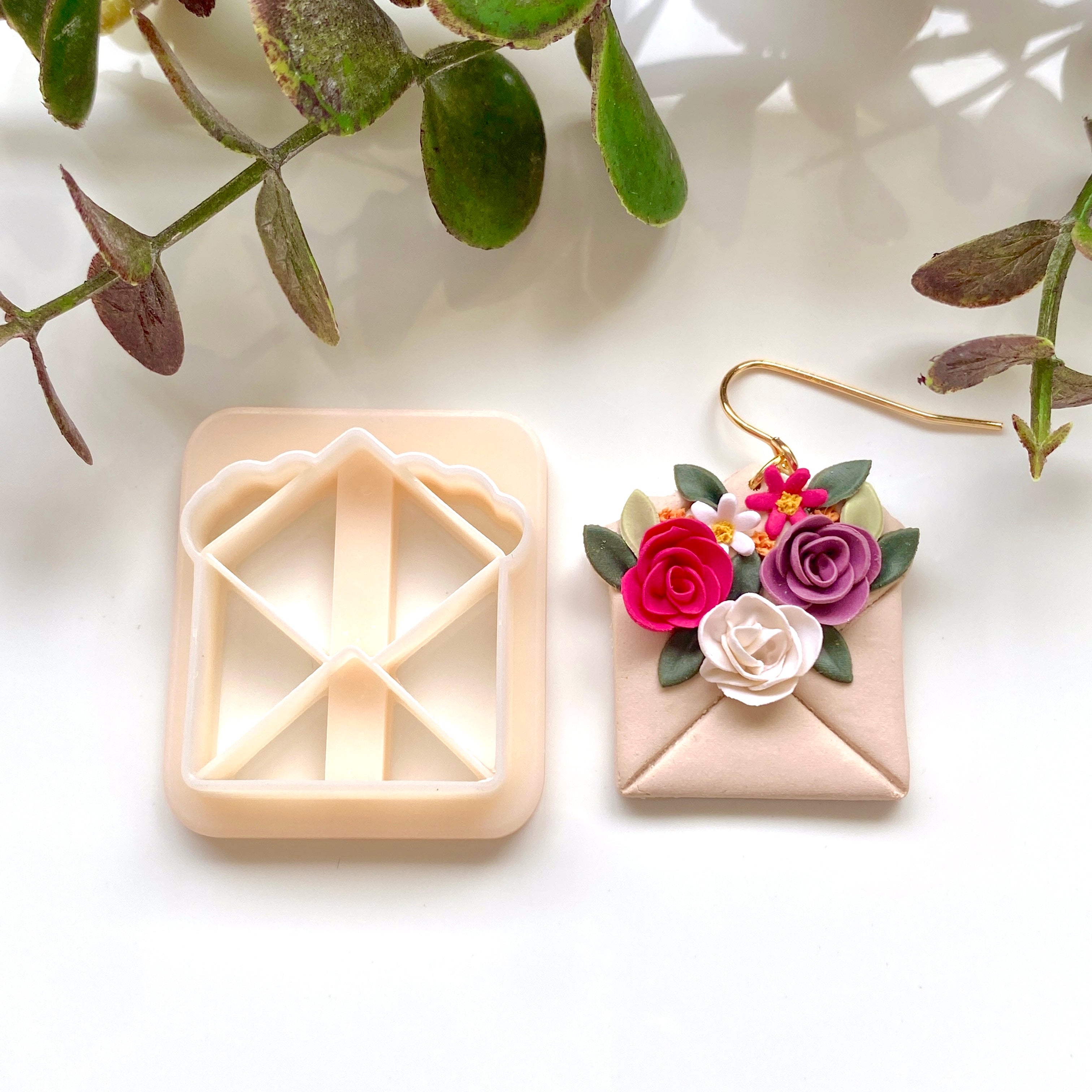 Open Letter Filler – Cutterglobe